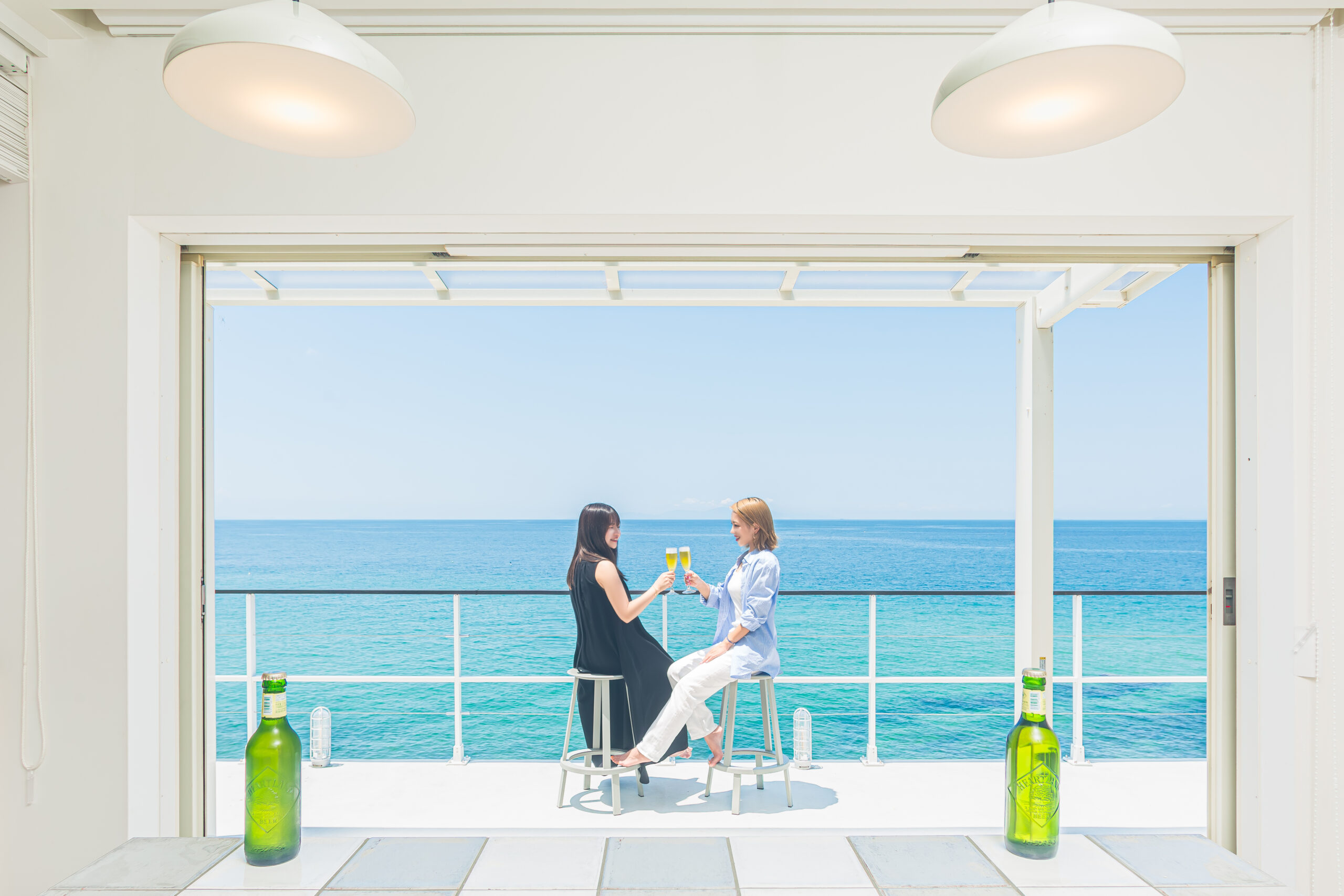 isola terrace awaji | 淡路島・草香の海沿いに佇む白いテラス