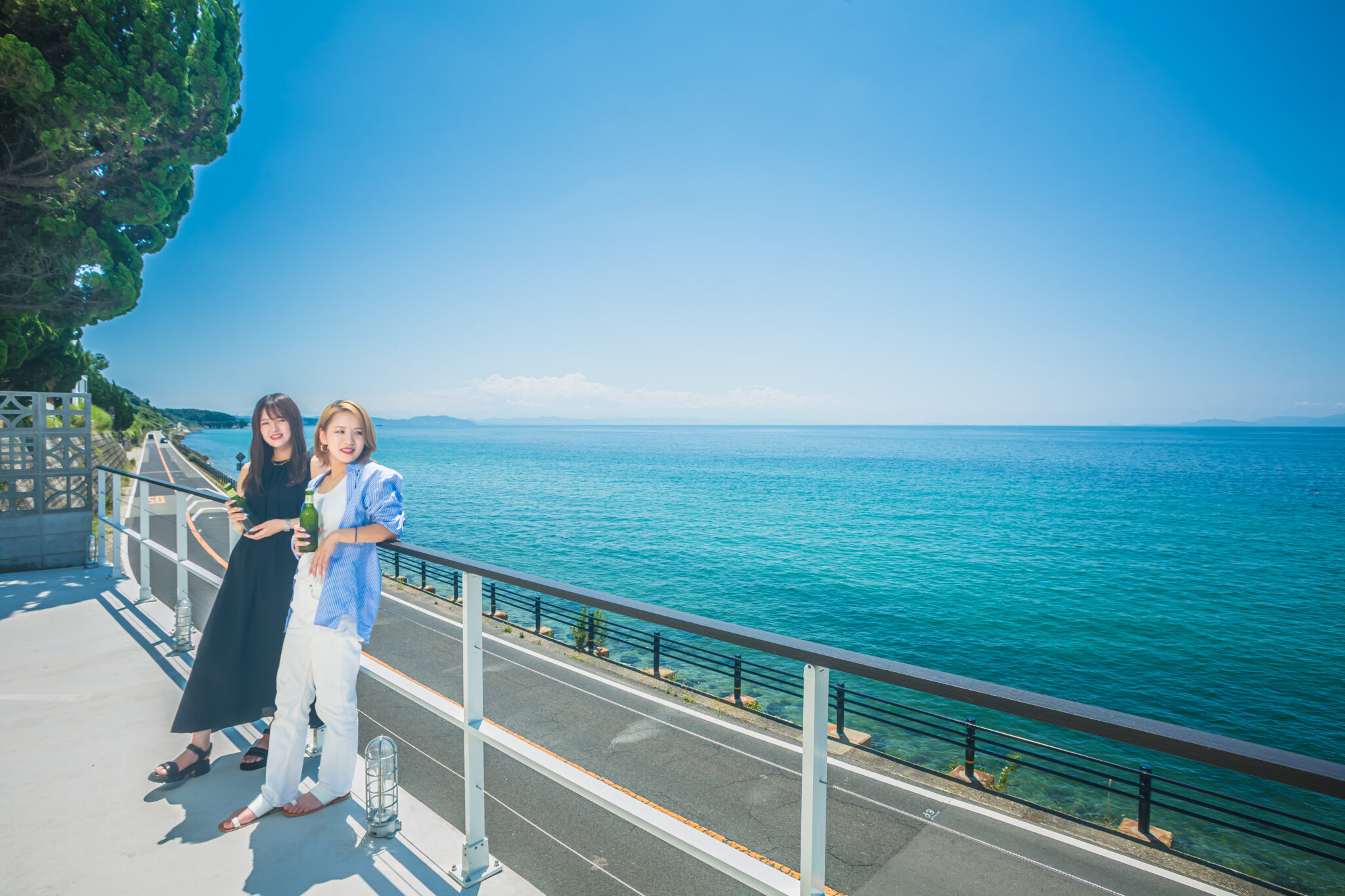 isola terrace awaji | 淡路島・草香の海沿いに佇む白いテラス