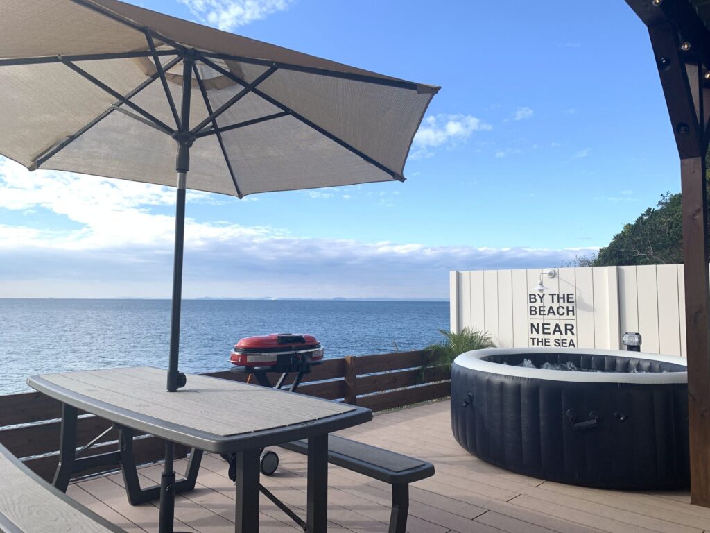 isola base awaji – 淡路島・草香 瀬戸内海の水平線を一望できるウッドデッキ