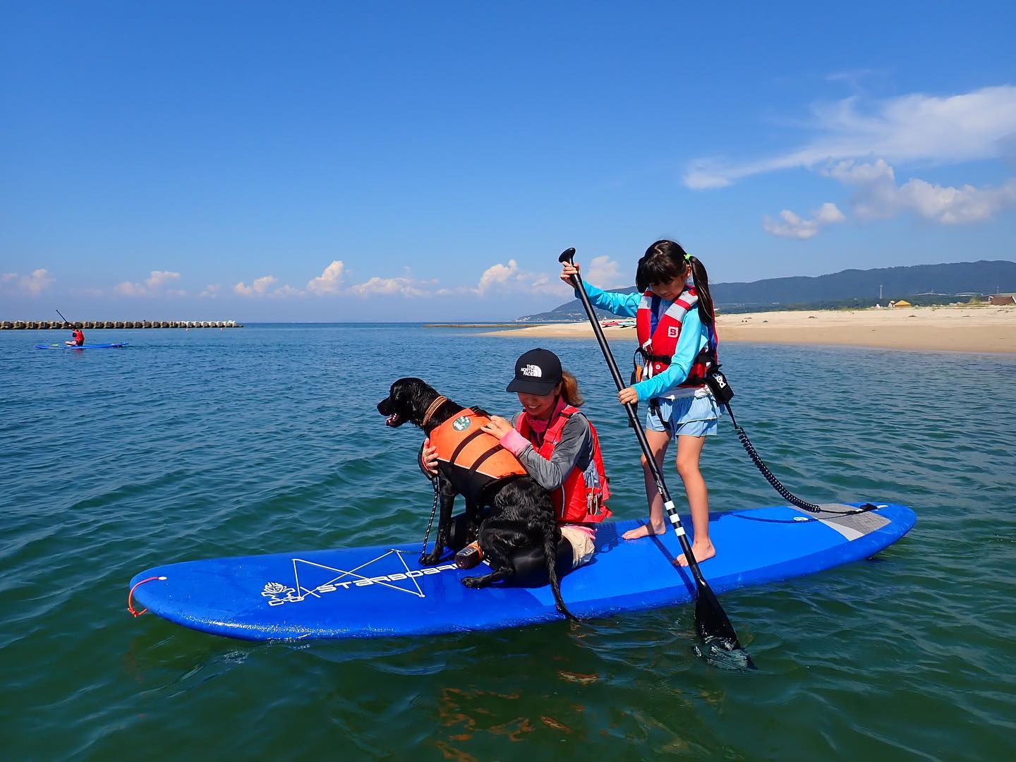 isola base awaji – 淡路島・草香 瀬戸内海の水平線を一望できるウッドデッキ