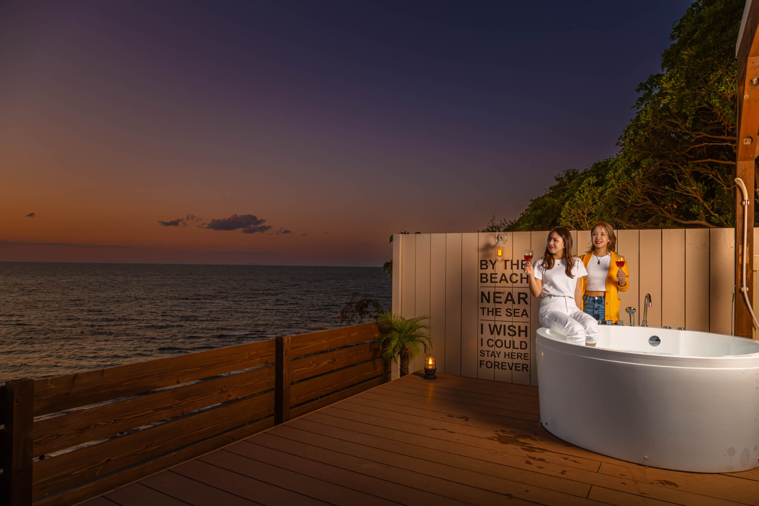 isola base awaji – 淡路島・草香 瀬戸内海の水平線を一望できるウッドデッキ